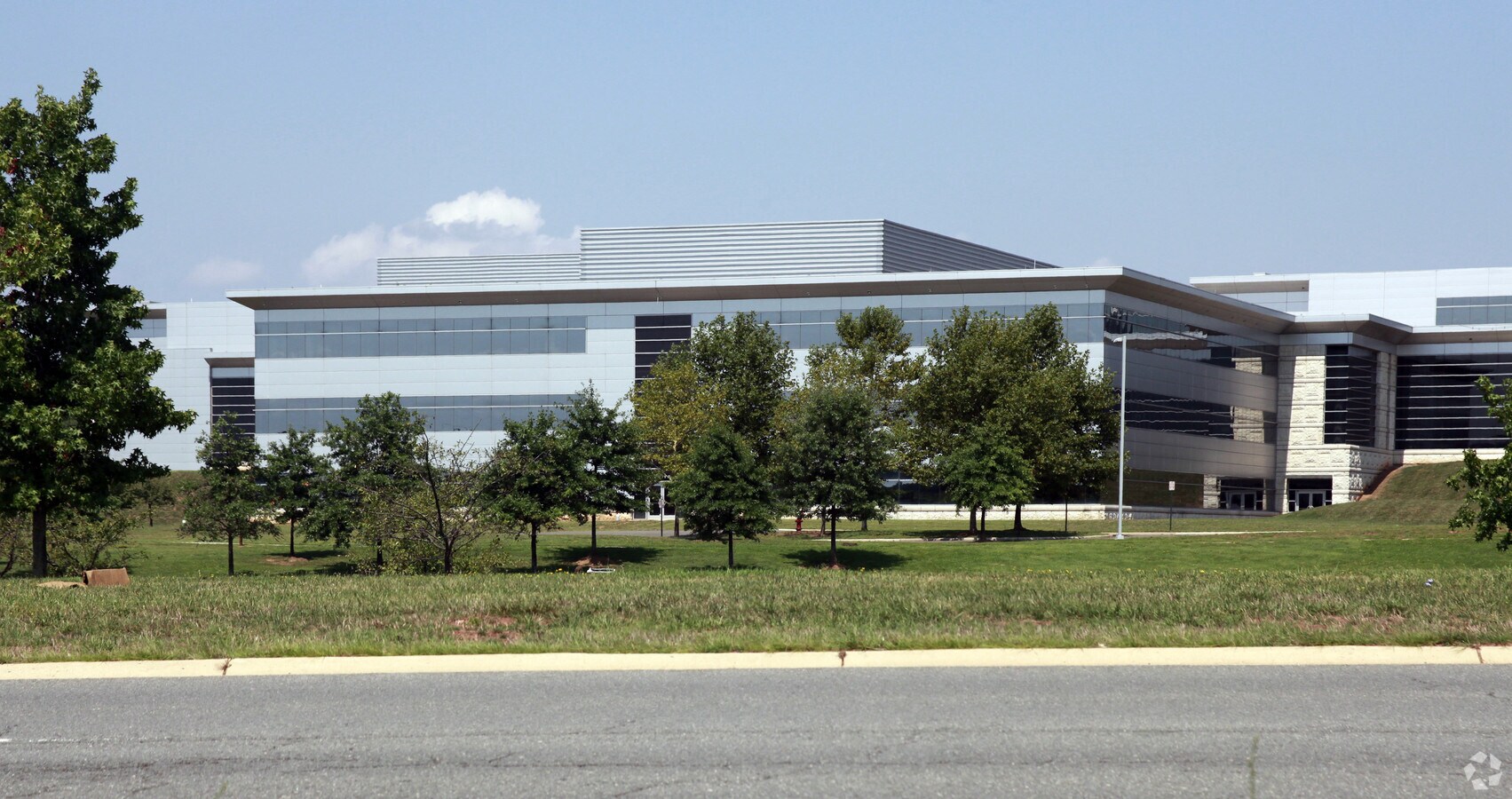 22001 Loudoun County Pky, Ashburn, VA 20147 | LoopNet