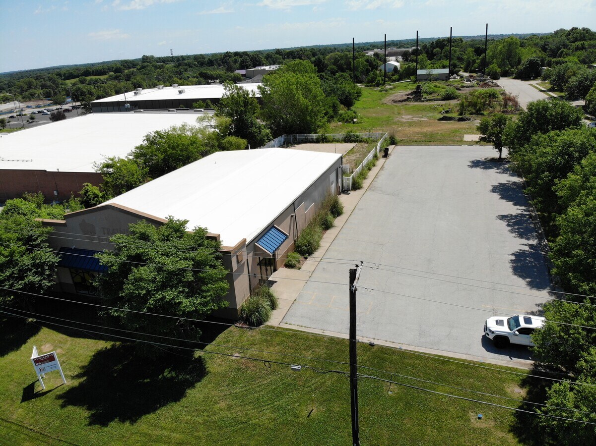 1737 NE Rice Rd, Lee's Summit, MO 64086 | LoopNet
