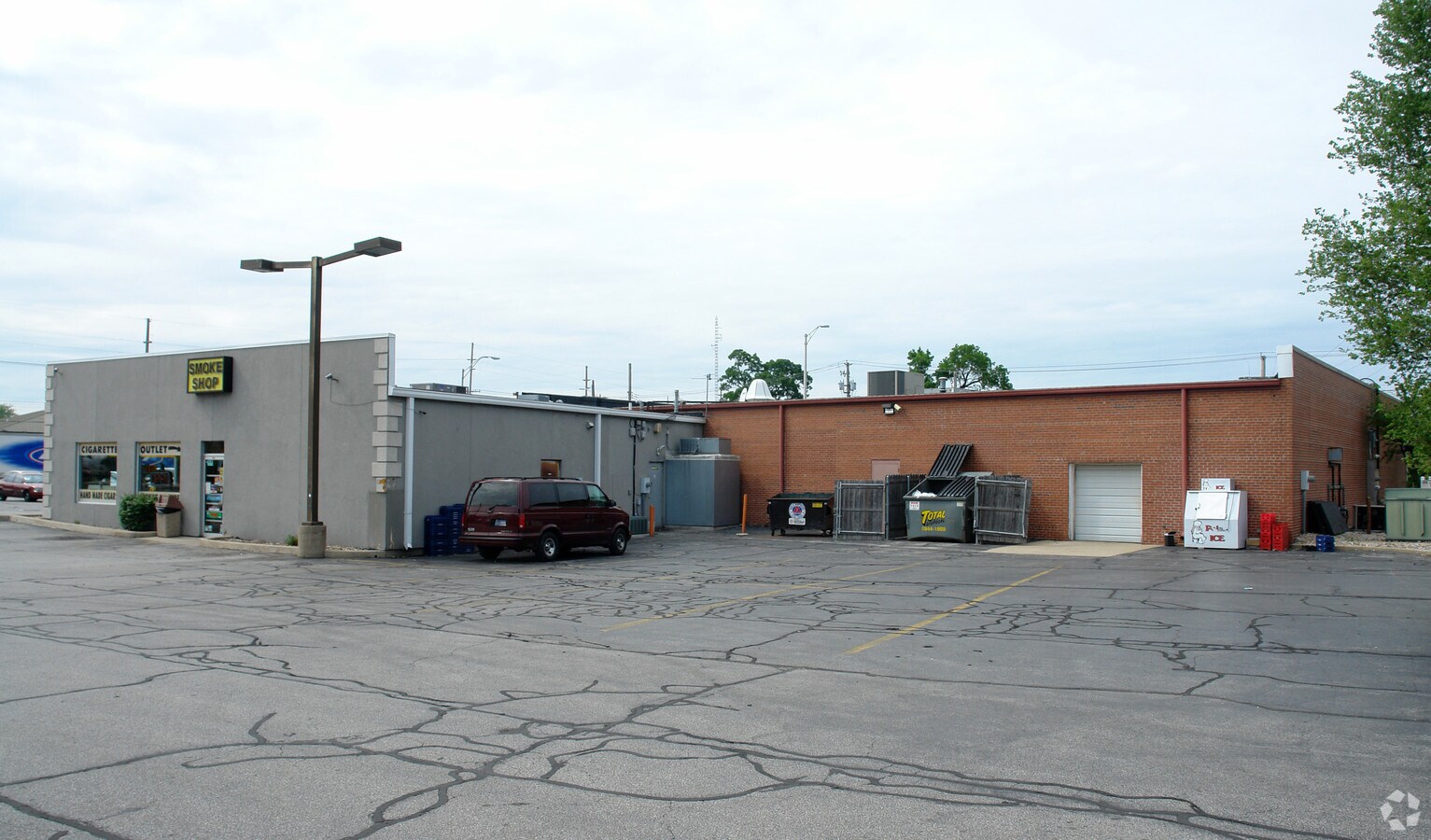 822 Ridge Rd, Munster, IN 46321 | LoopNet