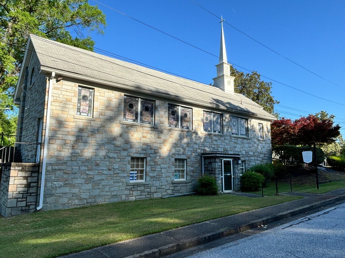 413 W Farley Ave, Laurens, SC 29360 - Atonement Evangelical Lutheran Church | LoopNet