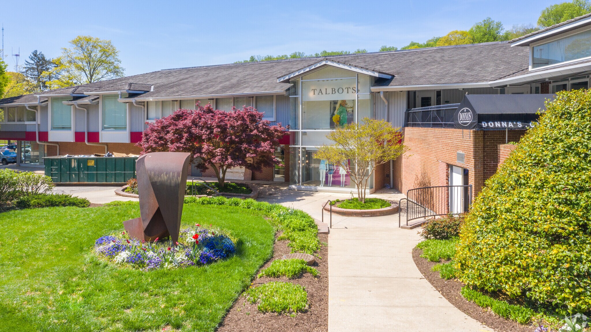 5100 Falls Rd, Baltimore, MD 21210 - The Village of Cross Keys | LoopNet