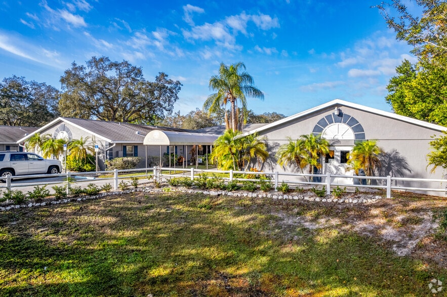 11722 N 17th St, Tampa, FL 33612 | LoopNet