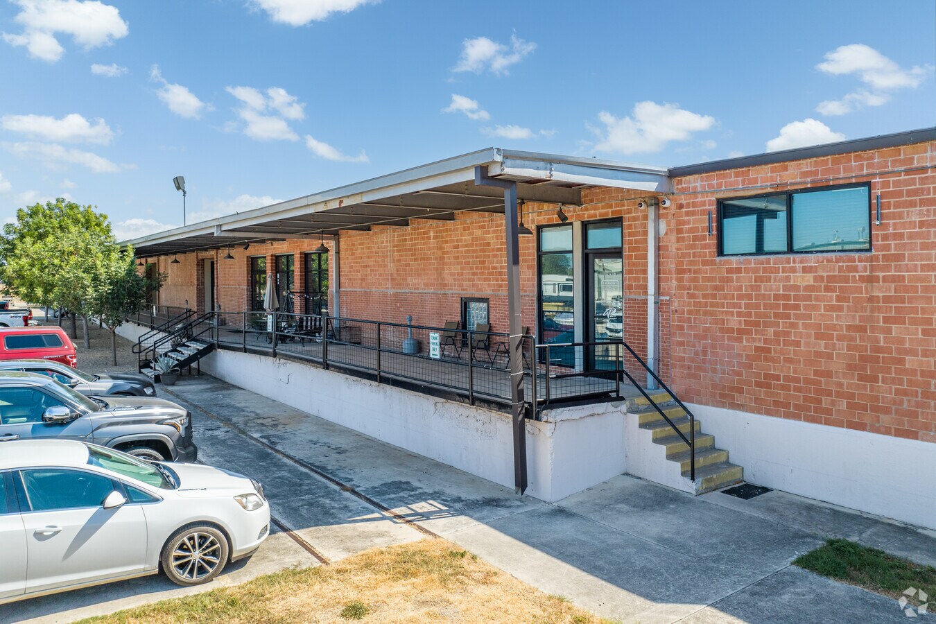 3363 E Commerce St, San Antonio, TX 78220 | LoopNet