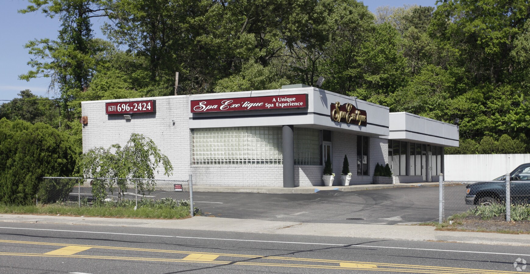 3 Boyle Rd, Selden, NY 11784 | LoopNet