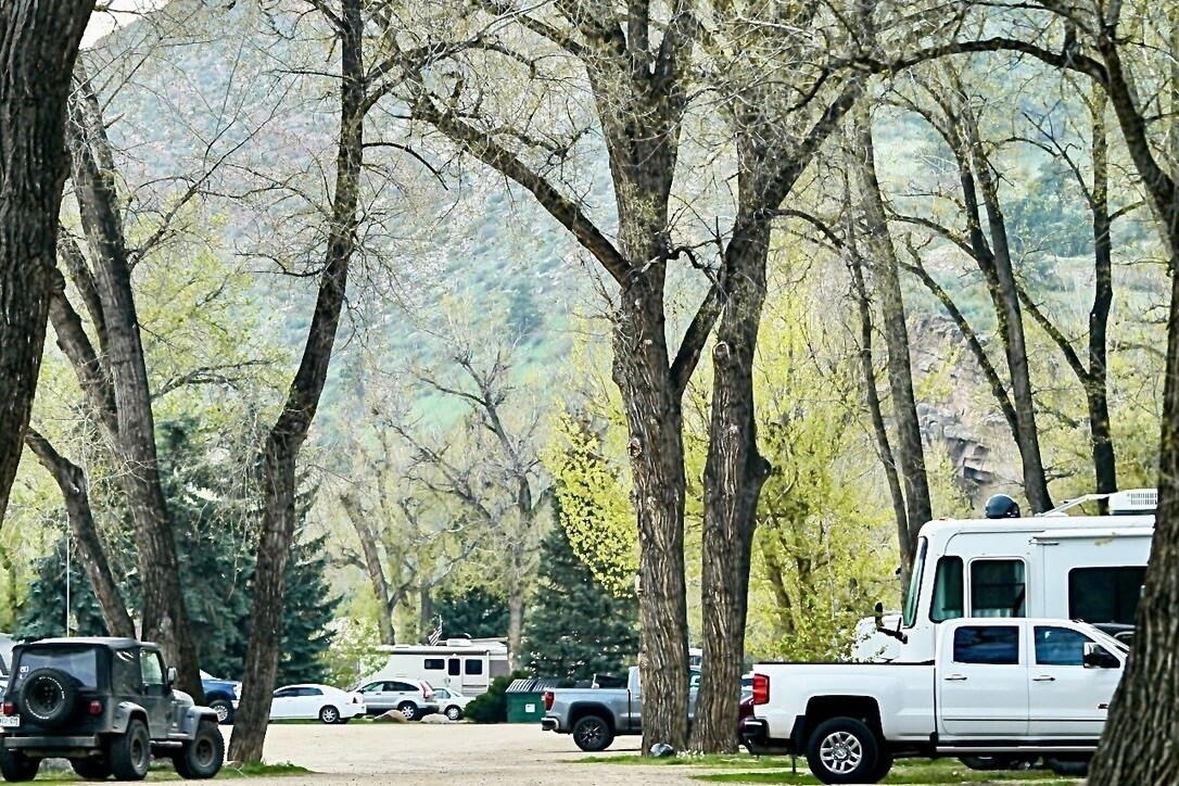 2444 River Rim Rd, Loveland, CO 80537 - Riverview RV Park and ...