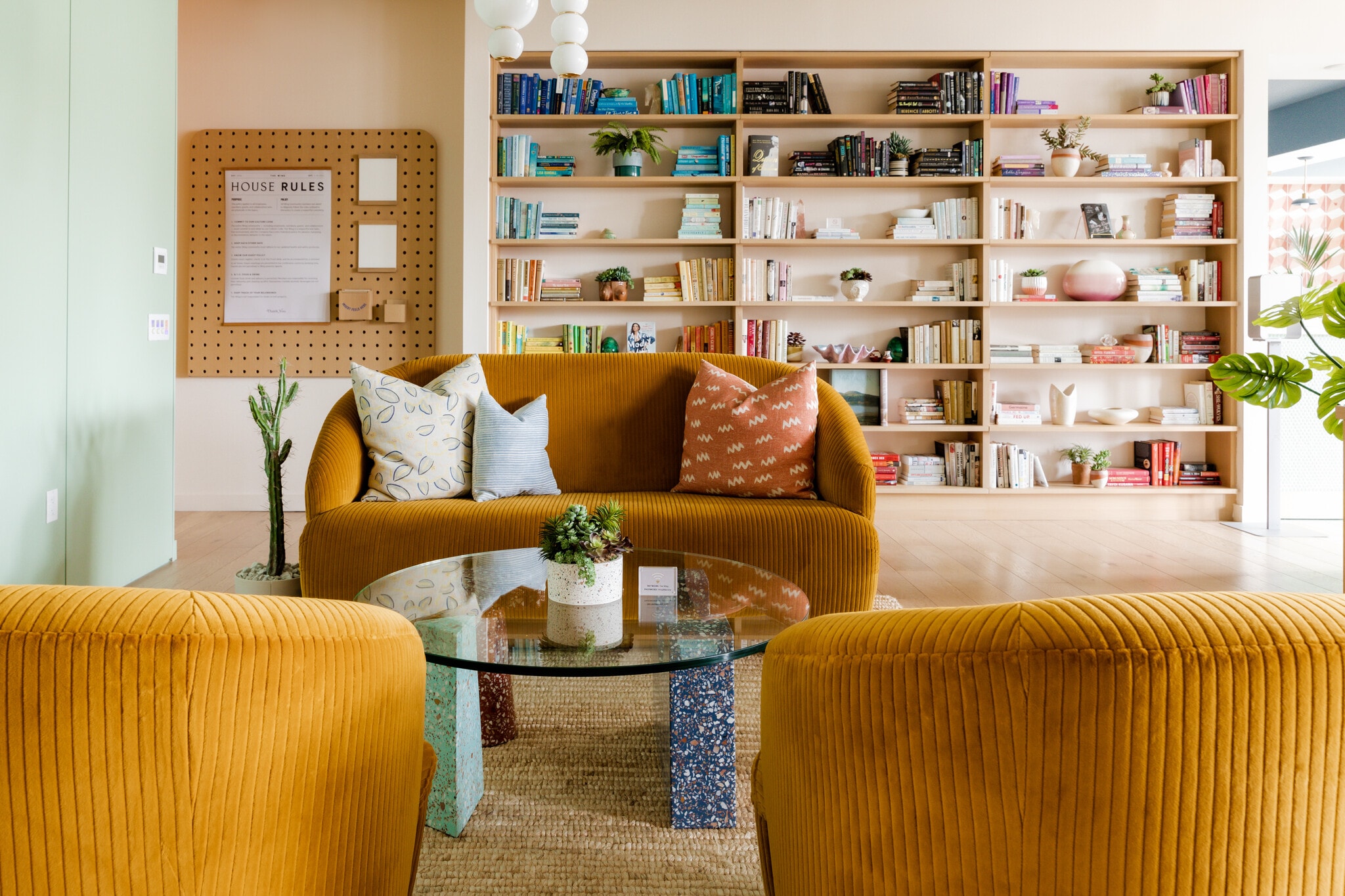 405 Lexington Ave, New York, NY 10174 - Spaces Chrysler | LoopNet