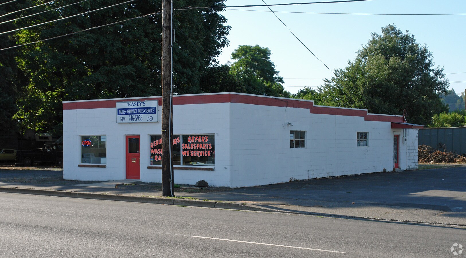 1441 Main St, Springfield, OR 97477 | LoopNet