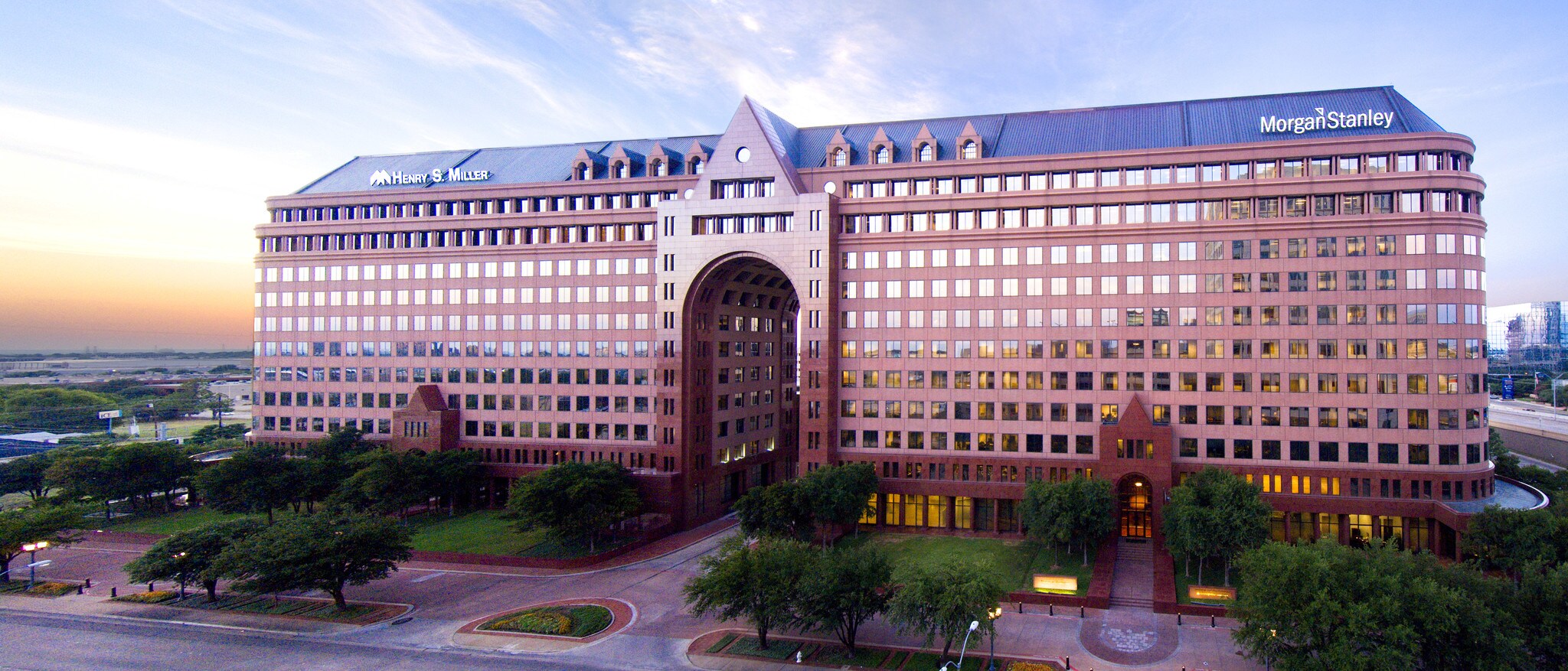 5001 Spring Valley Rd, Dallas, TX 75244 - Office for Lease | LoopNet.com