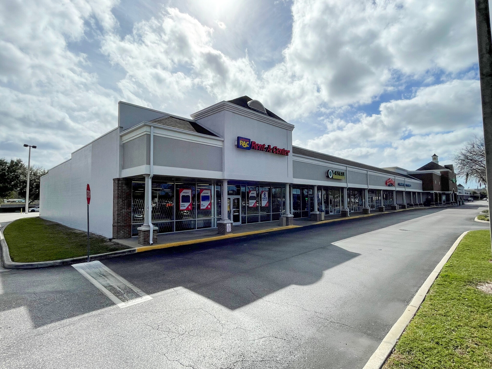 9746-9850 Little Rd, New Port Richey, FL 34654 - Shoppes At Golden ...