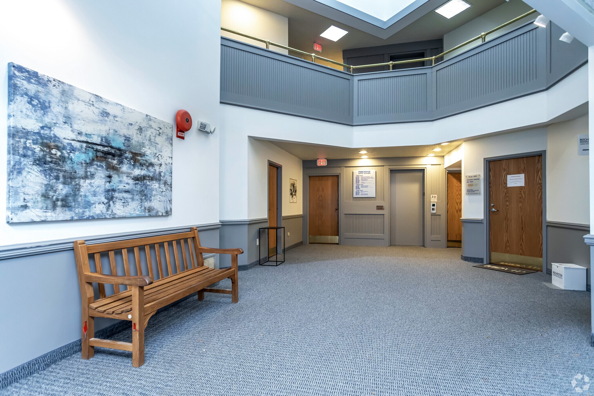 1401 Stone Rd, Rochester, NY 14615 - Pineridge Office Building | LoopNet