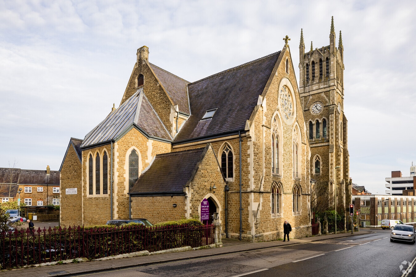 Queens Rd, Aldershot, GU11 3JD - Wesley Chambers | LoopNet