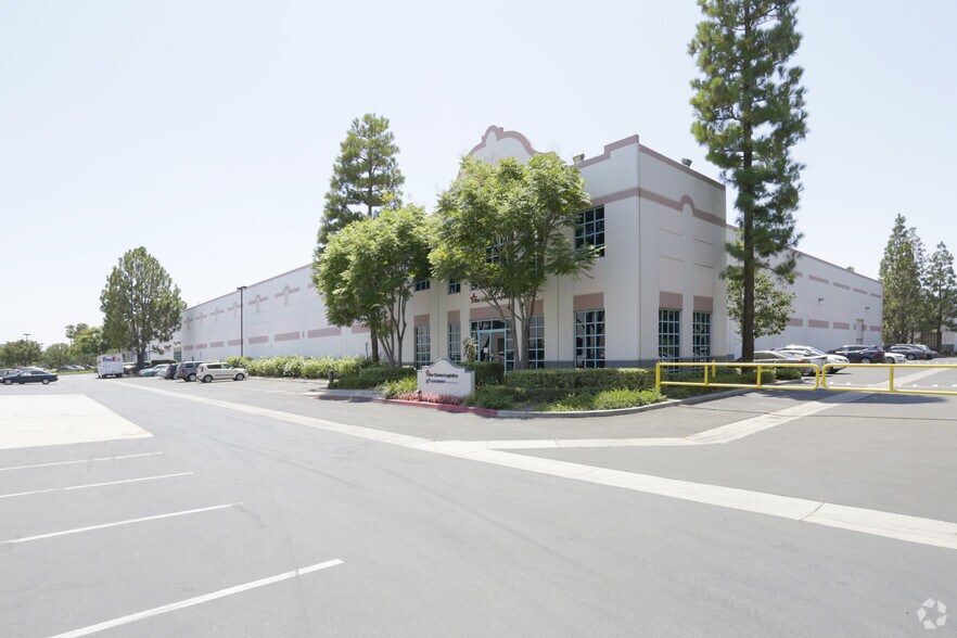 2200-2216 Gladwick St, Rancho Dominguez, CA 90220 | LoopNet