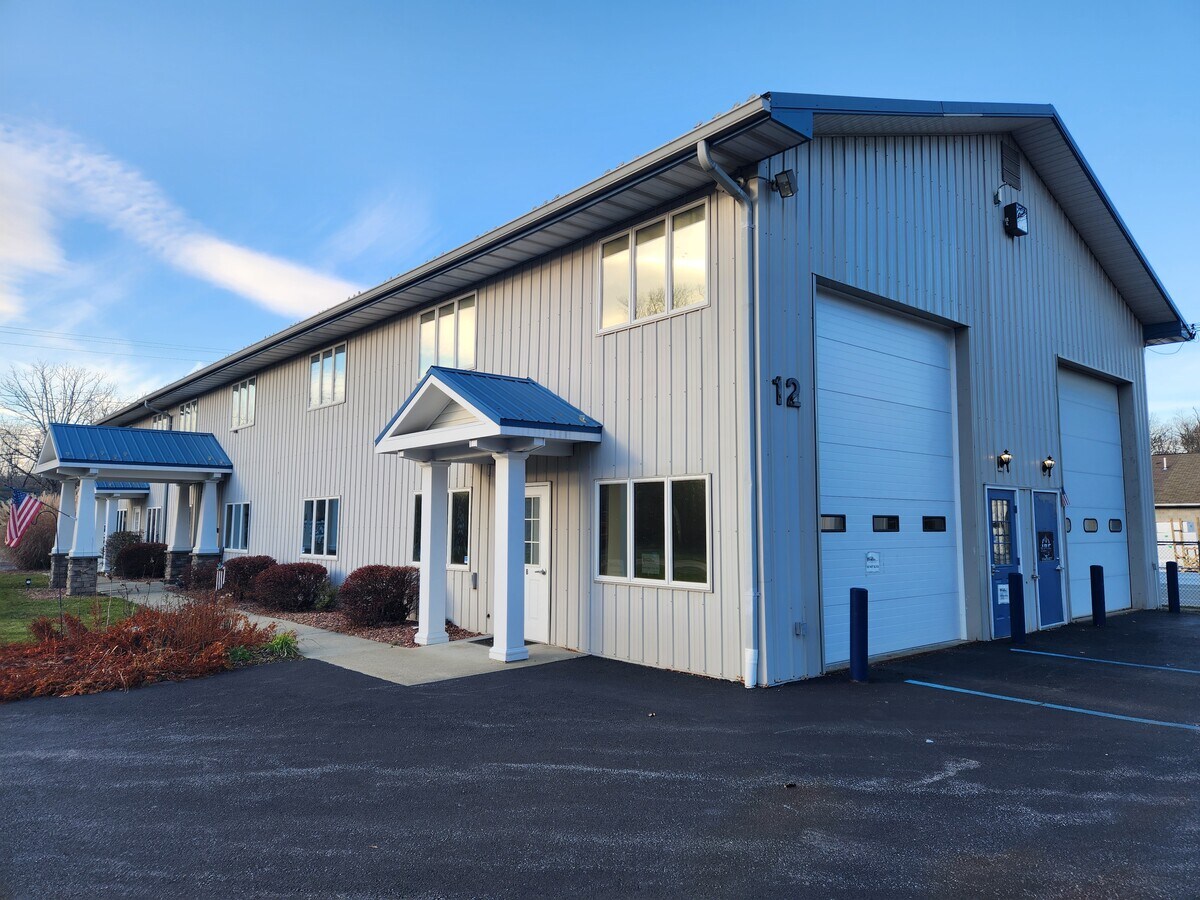 22 Charles Street, Pleasant Valley, NY 12569 | LoopNet