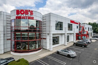 Route 17 furniture stores store