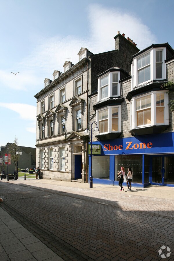 38 High St, Dunfermline, KY12 7DD | LoopNet