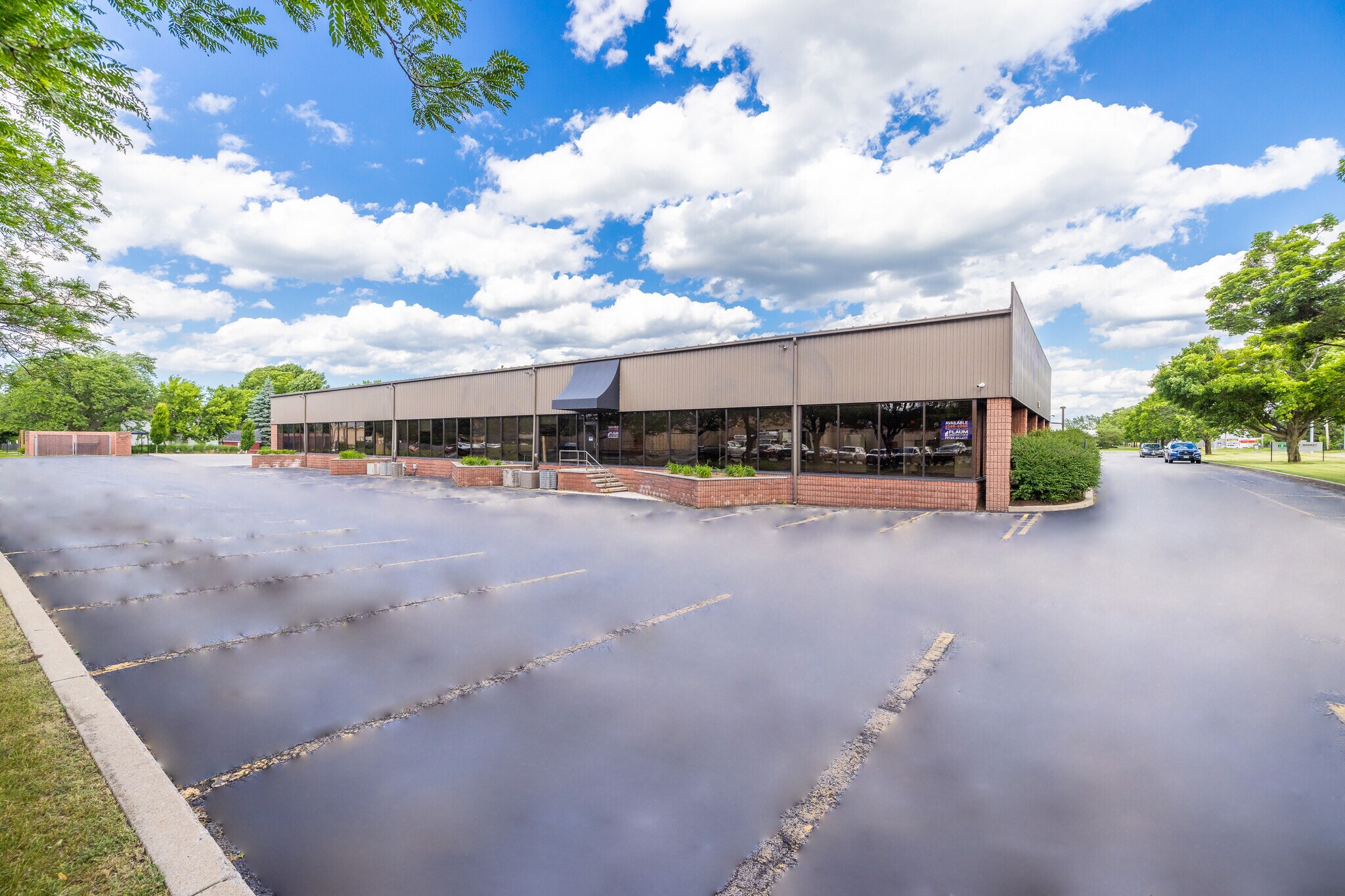 105 Despatch Dr, East Rochester, NY 14445 - 3,500 SF shared loading ...