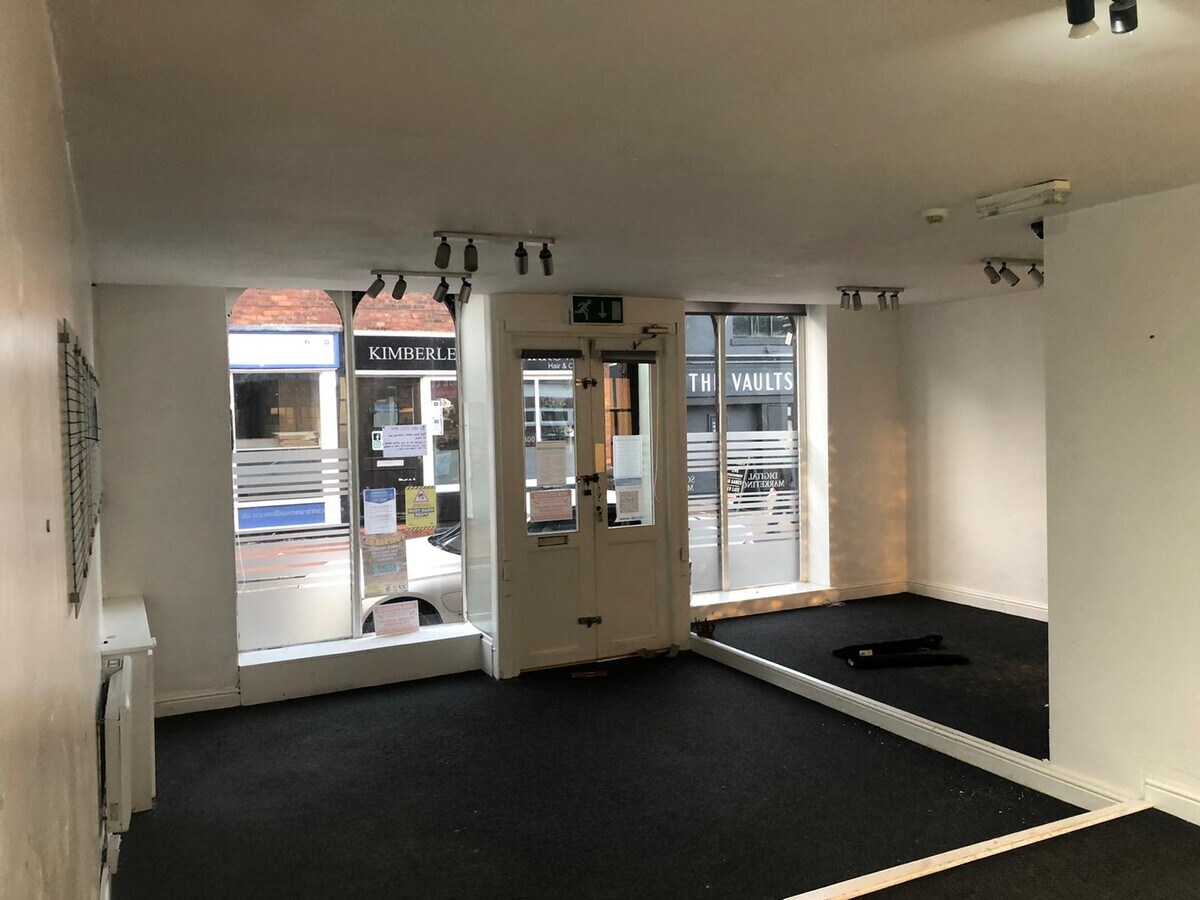 9 Wheelock St, Middlewich, CHS CW10 9AG | LoopNet