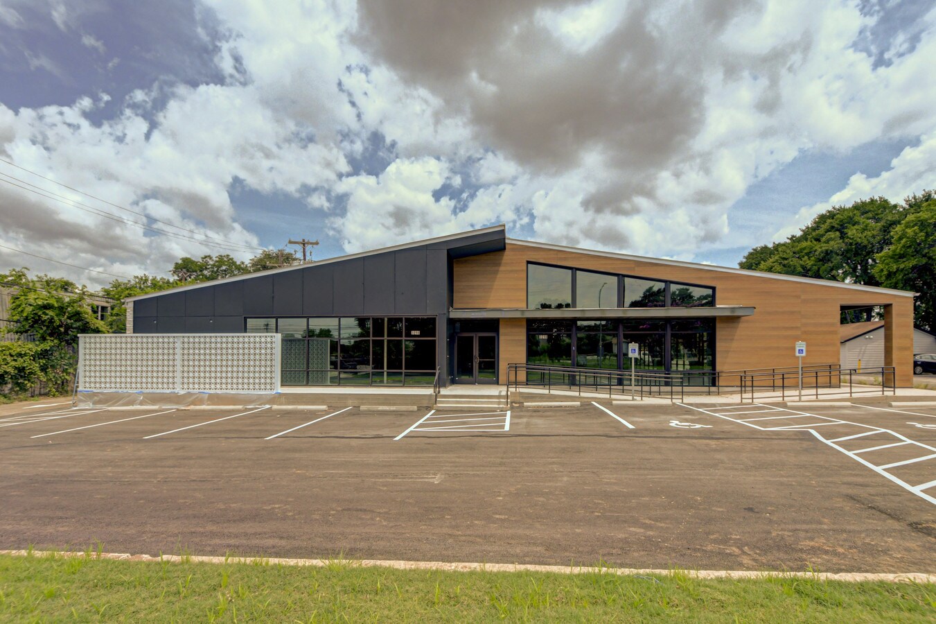 3218 Manor Rd, Austin, TX 78723 | LoopNet