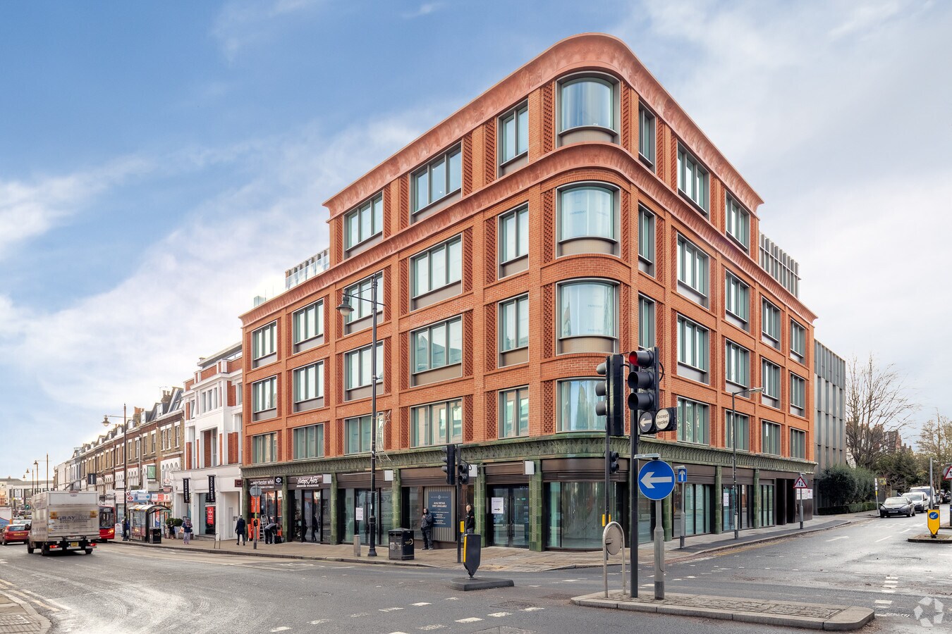 60-68 Wimbledon Hill Rd, London, SW19 7PA | LoopNet