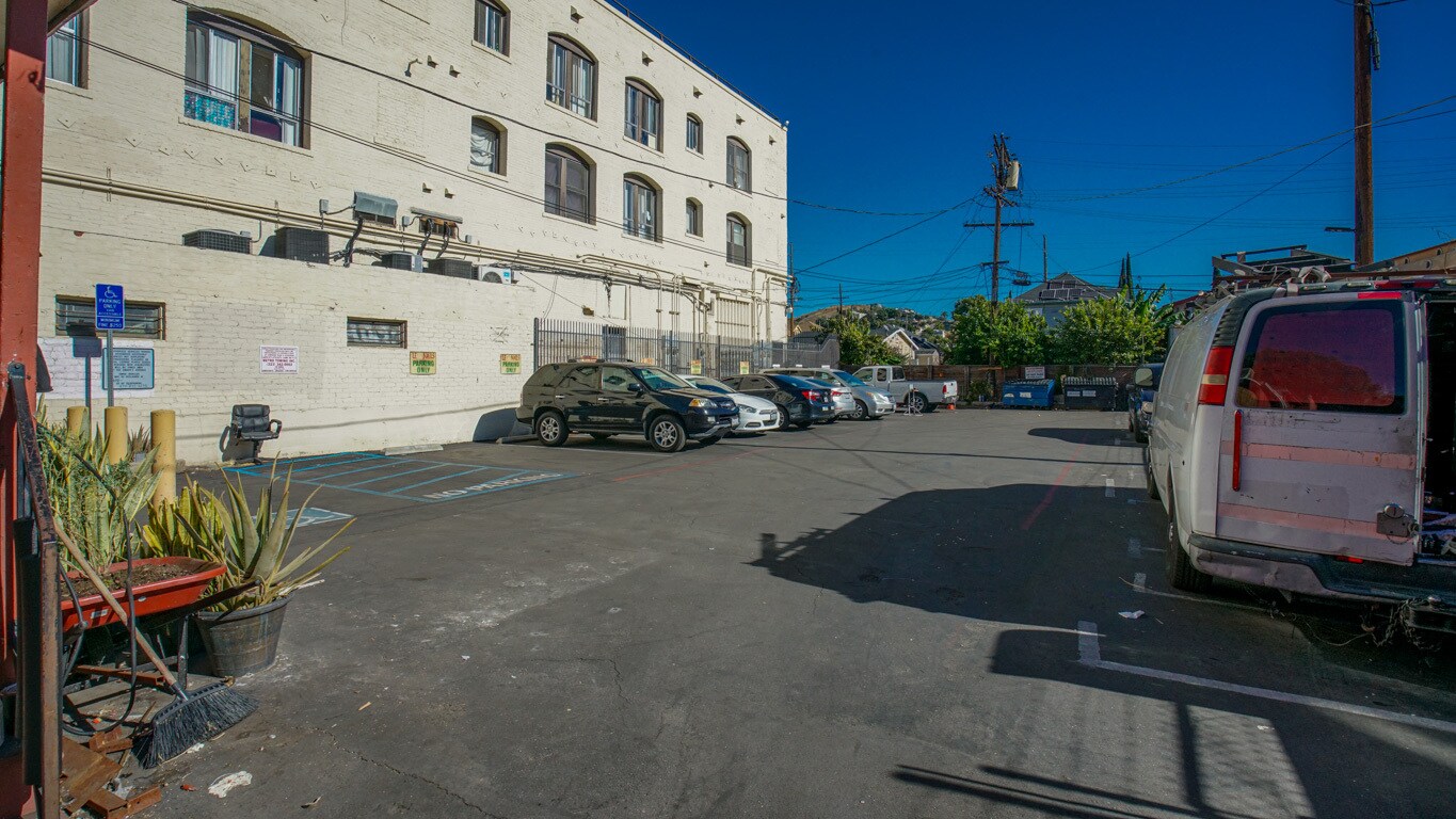 2526 Daly St, Los Angeles, CA 90031 | LoopNet
