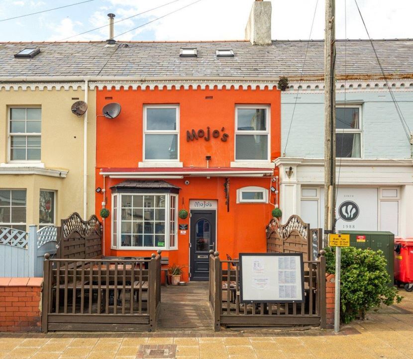 High St, Rhosneigr, LL64 5UQ | LoopNet