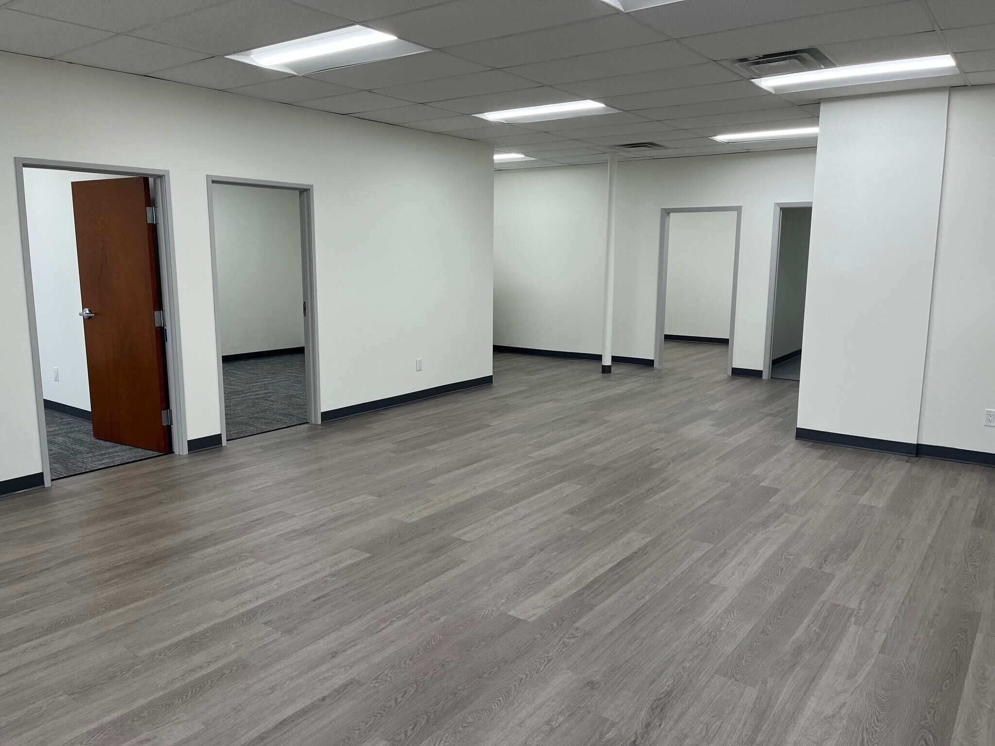 5555 N Lamar Blvd, Austin, TX 78751 - Lamar Business Park | LoopNet