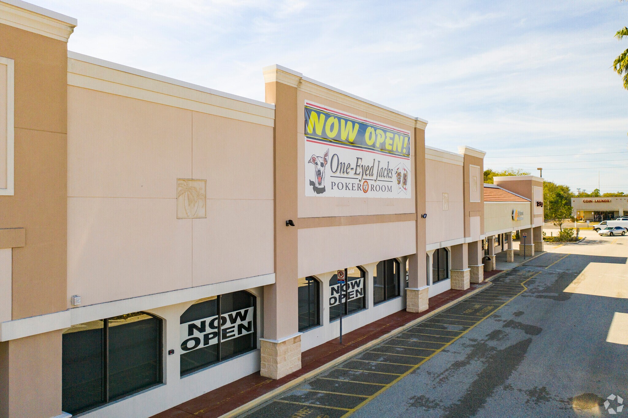 4400 Bee Ridge Rd, Sarasota, FL 34233 - Palm Plaza | LoopNet