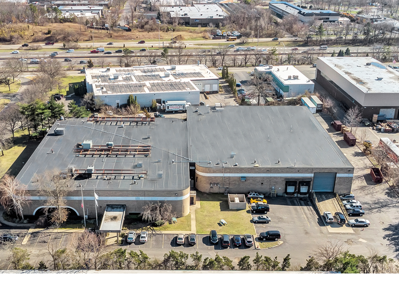 10 Ranick Rd, Hauppauge, NY 11788 | LoopNet