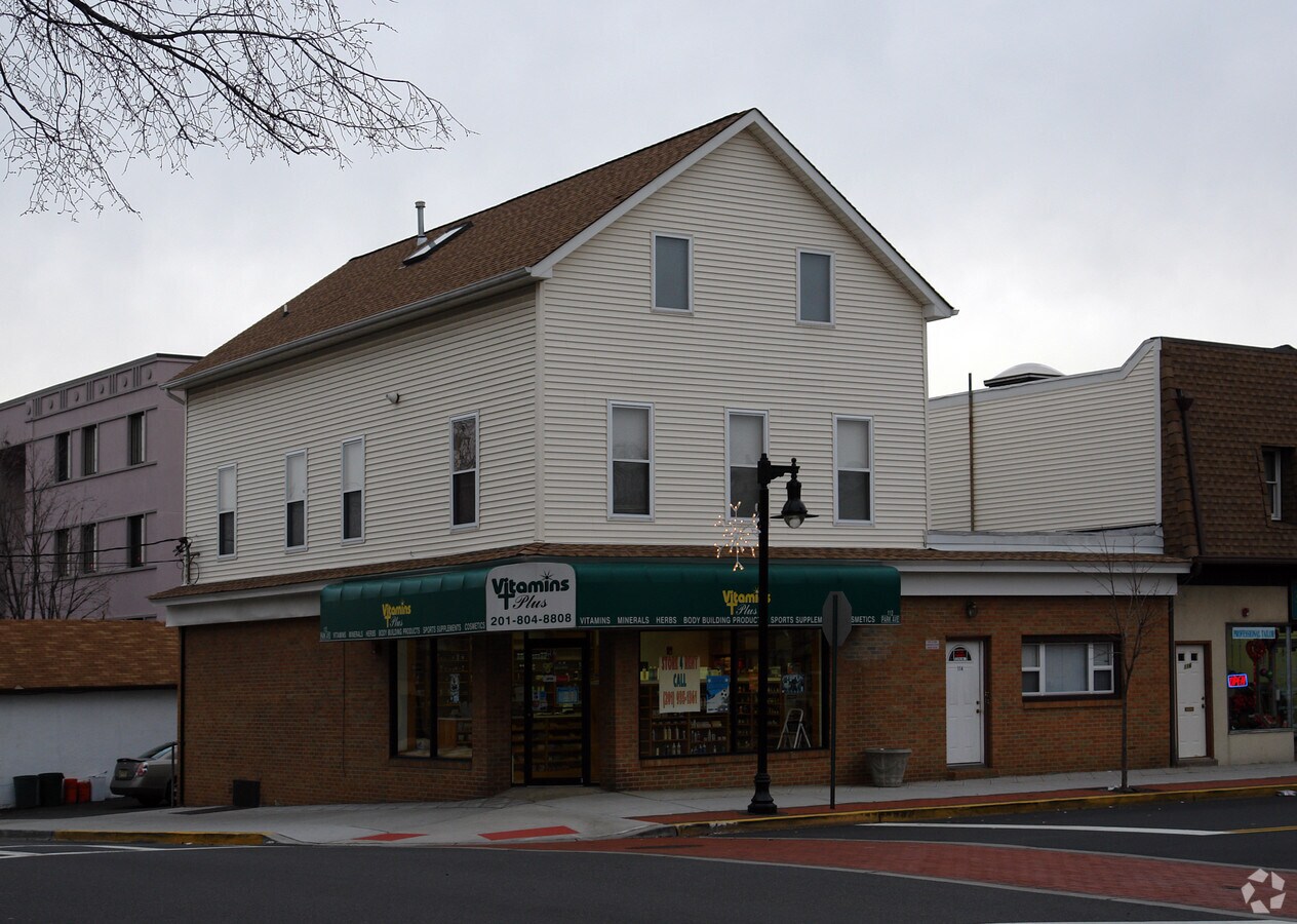 112-114 Park Ave, East Rutherford, NJ 07073 | LoopNet