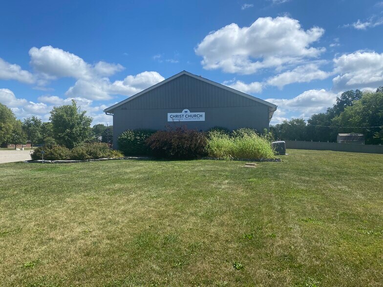 5075 N Raceway Rd, Indianapolis, IN 46234 | LoopNet