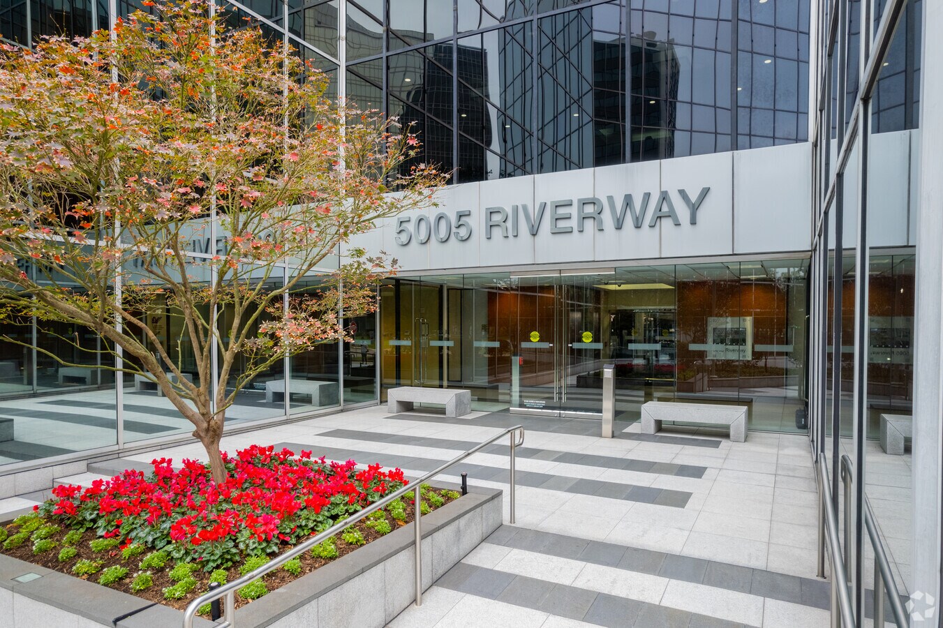 5005 Riverway Dr, Houston, TX 77056 - 5005 Riverway | LoopNet