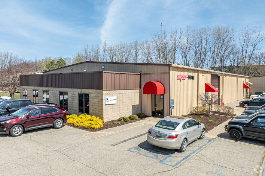 379 Lake Michigan Dr NW, Grand Rapids, MI 49534 | LoopNet