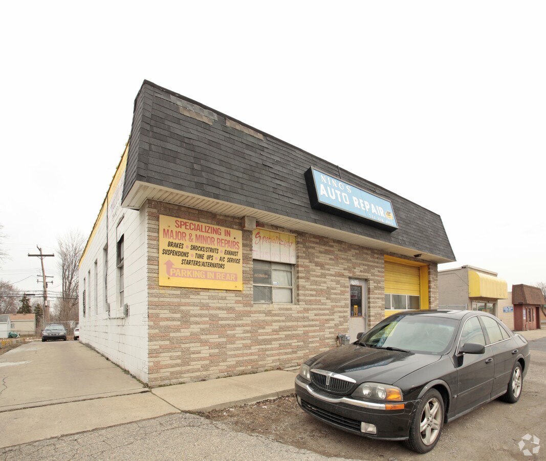 27530 Warren Rd, Westland, MI 48185 | LoopNet
