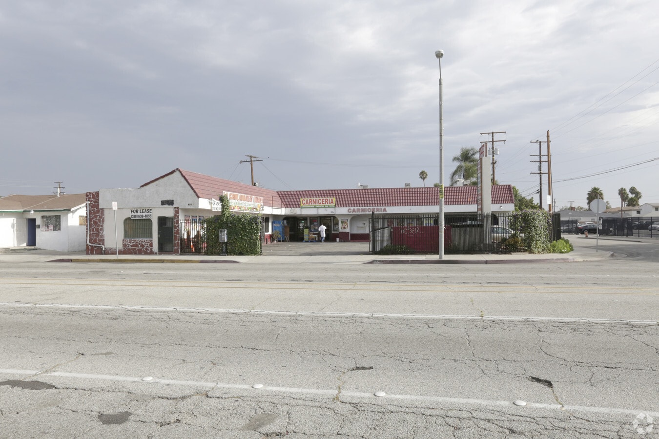 851 E Compton Blvd, East Rancho Dominguez, CA 90221 - Retail for Lease | LoopNet