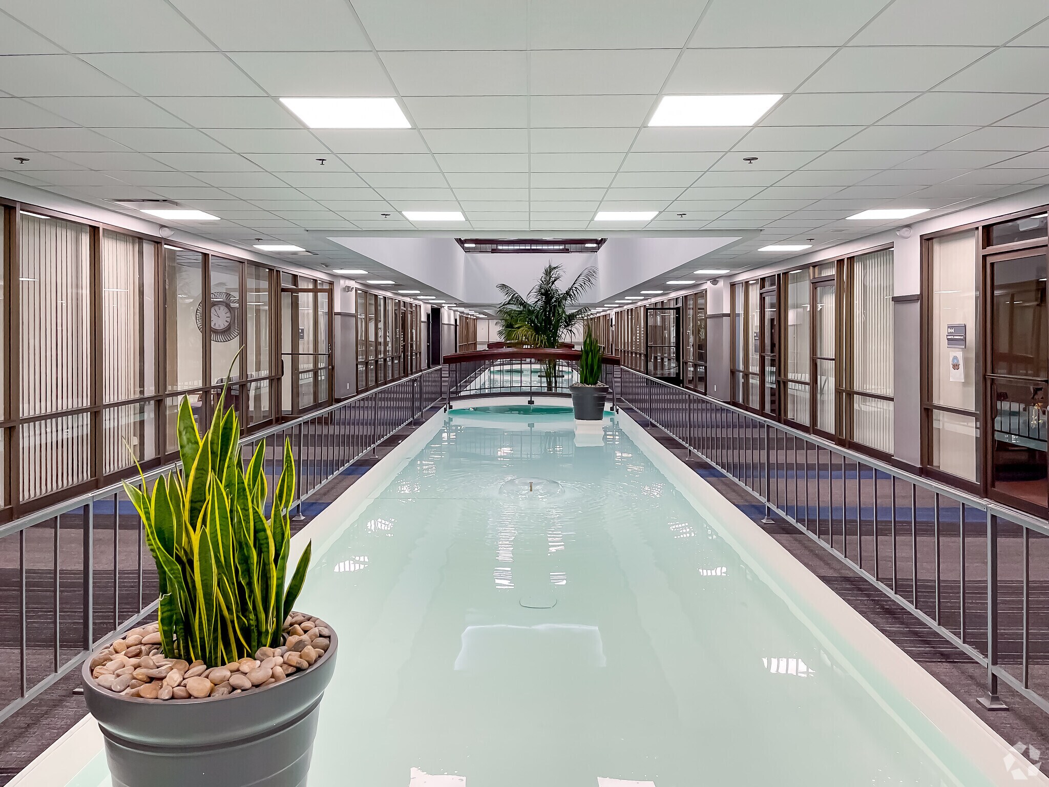 4045 Spencer St, Las Vegas, NV 89119 - 4045-4055 Spencer Street | LoopNet