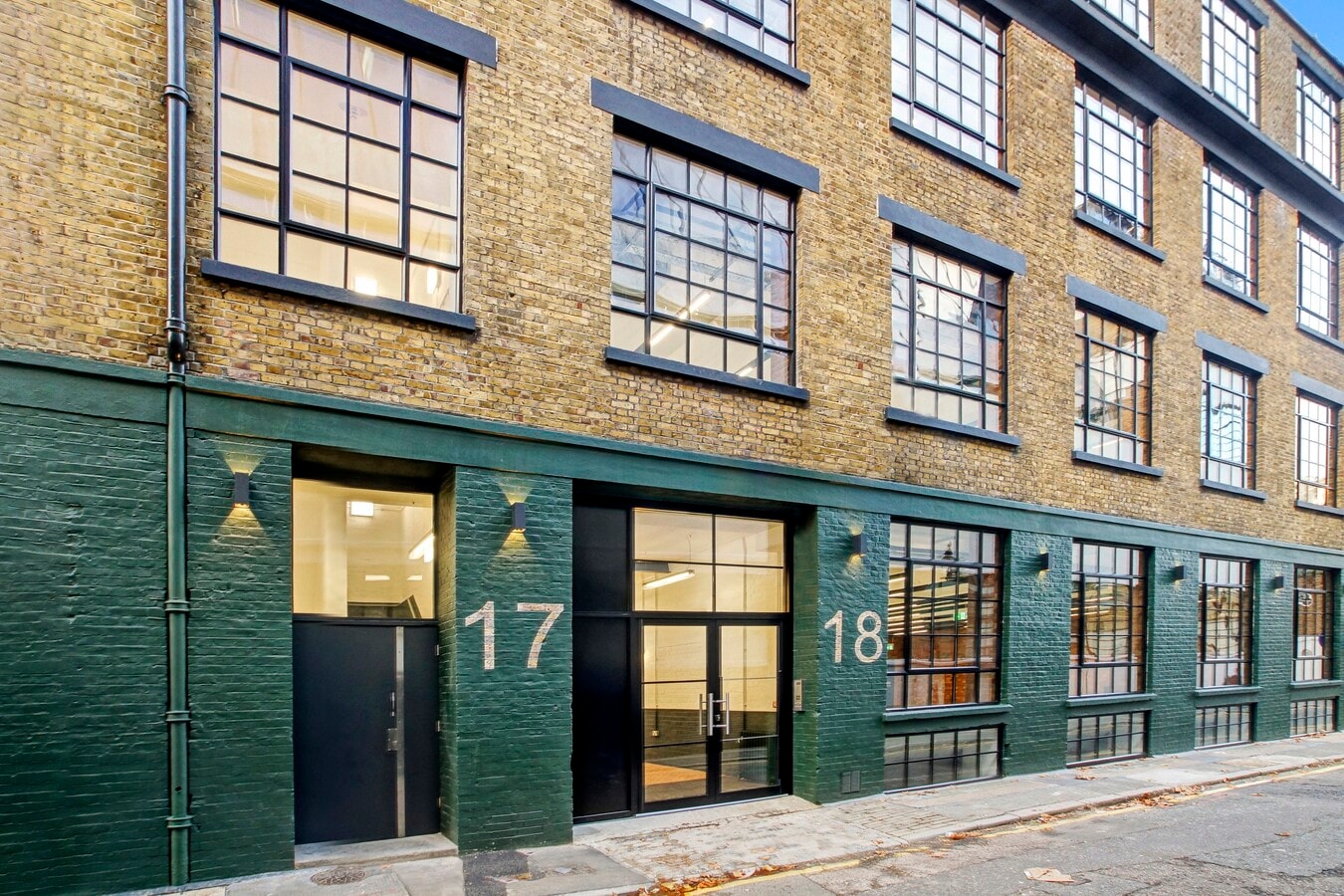 17-18 Haywards Pl, London, EC1R 0EQ | LoopNet