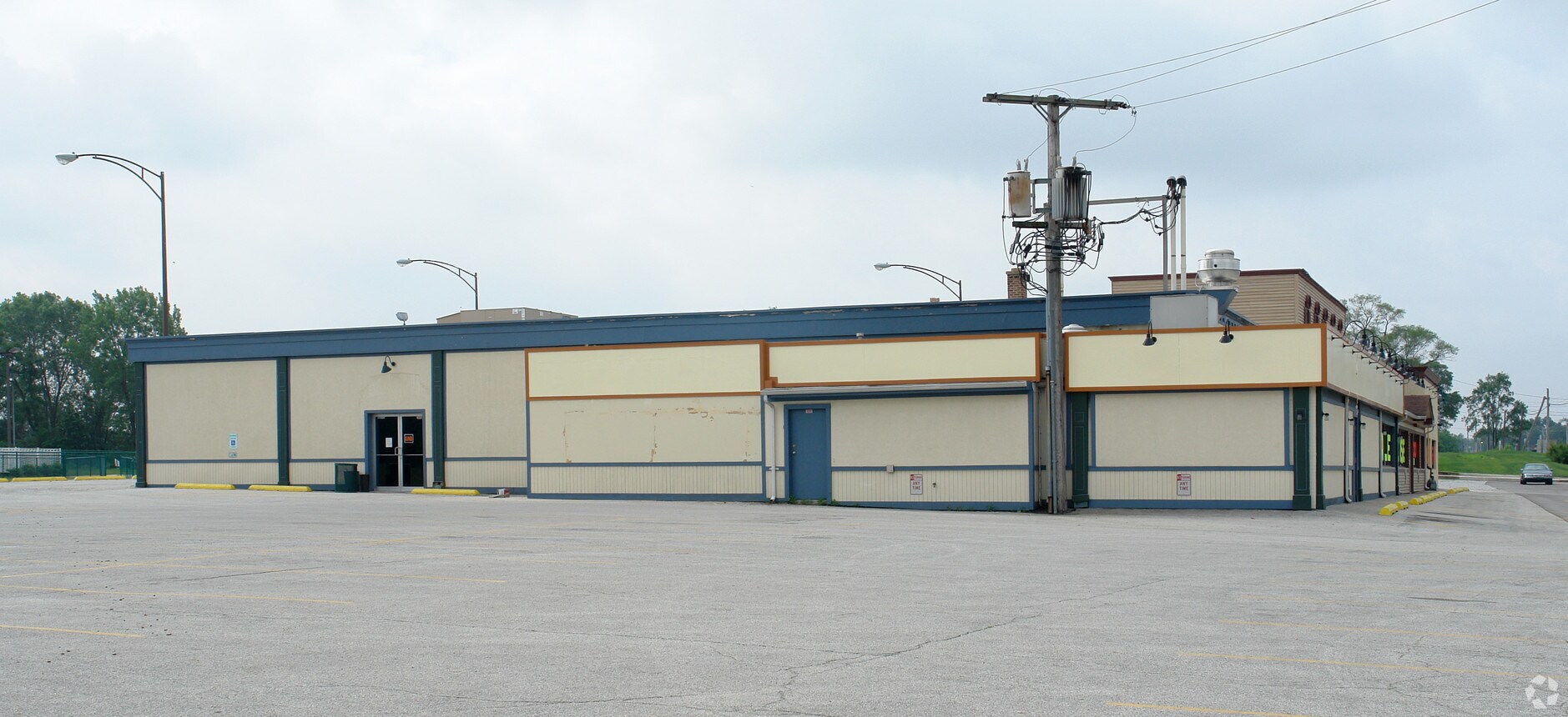 955 Main St, Crete, IL 60417 | LoopNet