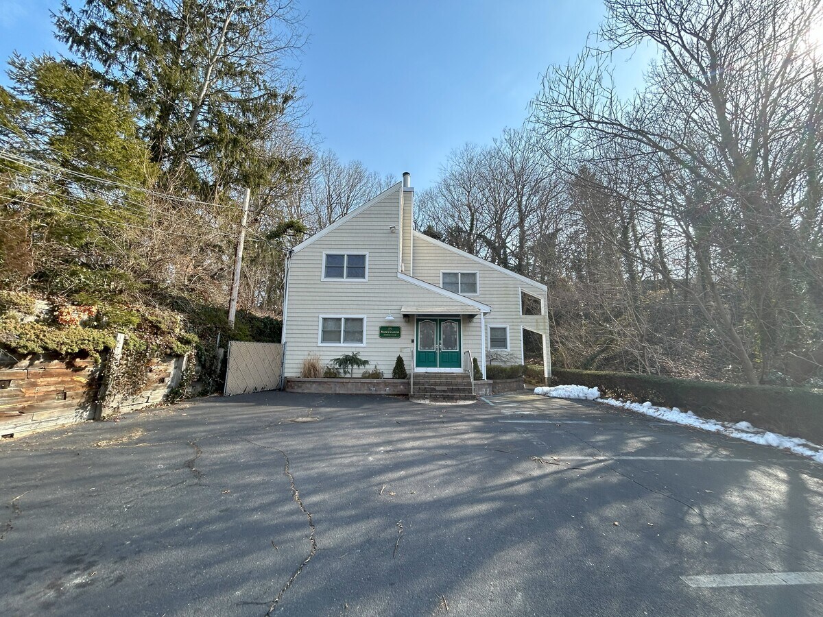 191 Terry Rd, Smithtown, NY 11787 - Office for Sale | LoopNet