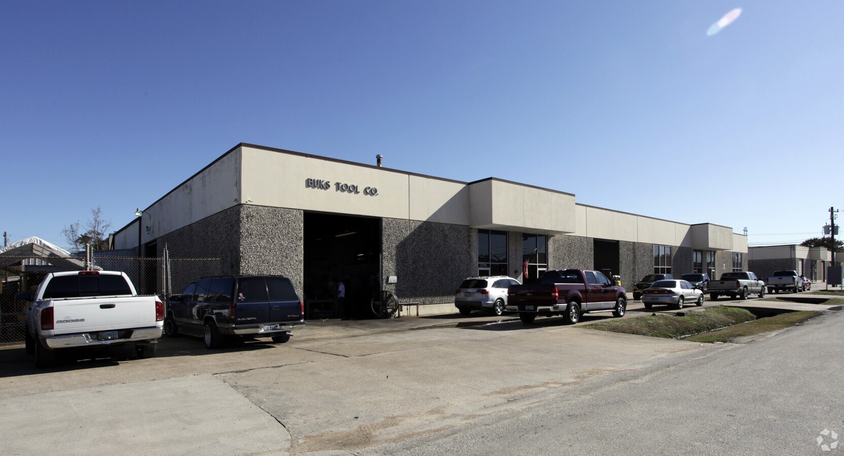 3701-3707 Ace St, Houston, TX 77063 | LoopNet