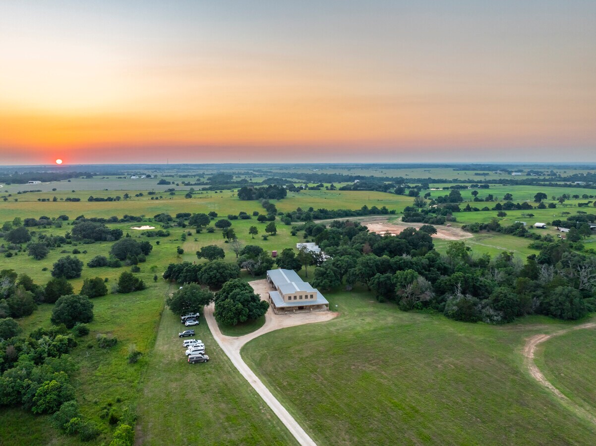 11969 Jalowy Rd, Cat Spring, TX 78933 | LoopNet