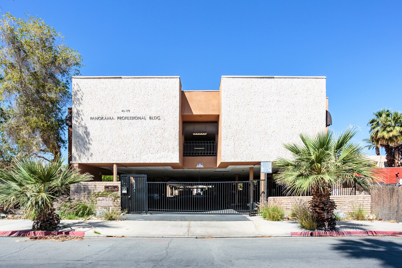 45175 Panorama Dr, Palm Desert, CA 92260 | LoopNet