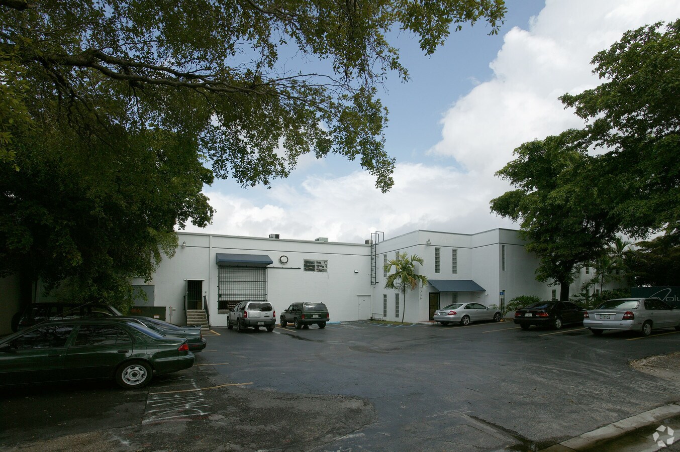 7349-7359 NW 34th St, Miami, FL 33122 | LoopNet