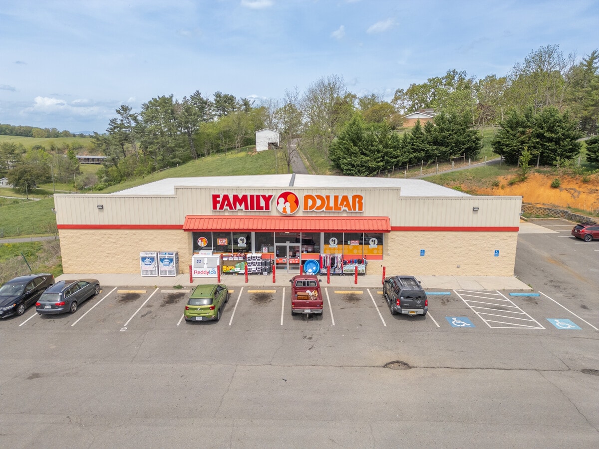 555 Fort Chiswell Rd, Fort Chiswell, VA 24360 - Retail for Sale | LoopNet