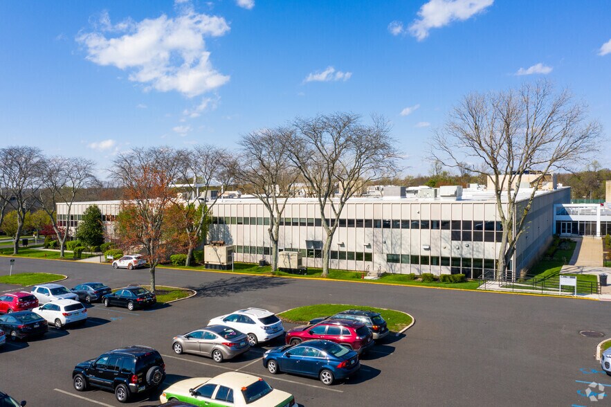 1400 Union Meeting Rd, Blue Bell, PA 19422 | LoopNet