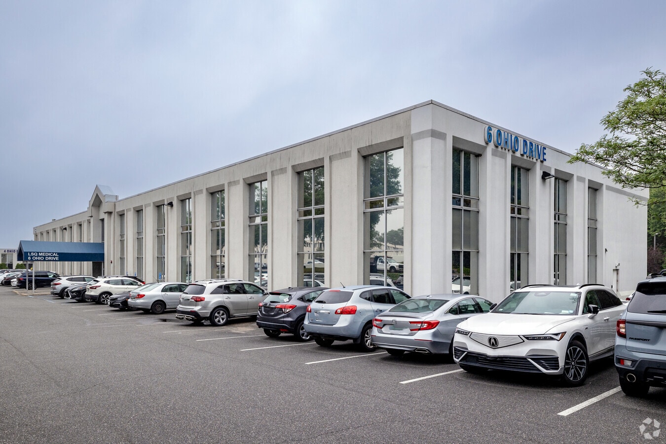 6 Ohio Dr, Lake Success, NY 11042 | LoopNet