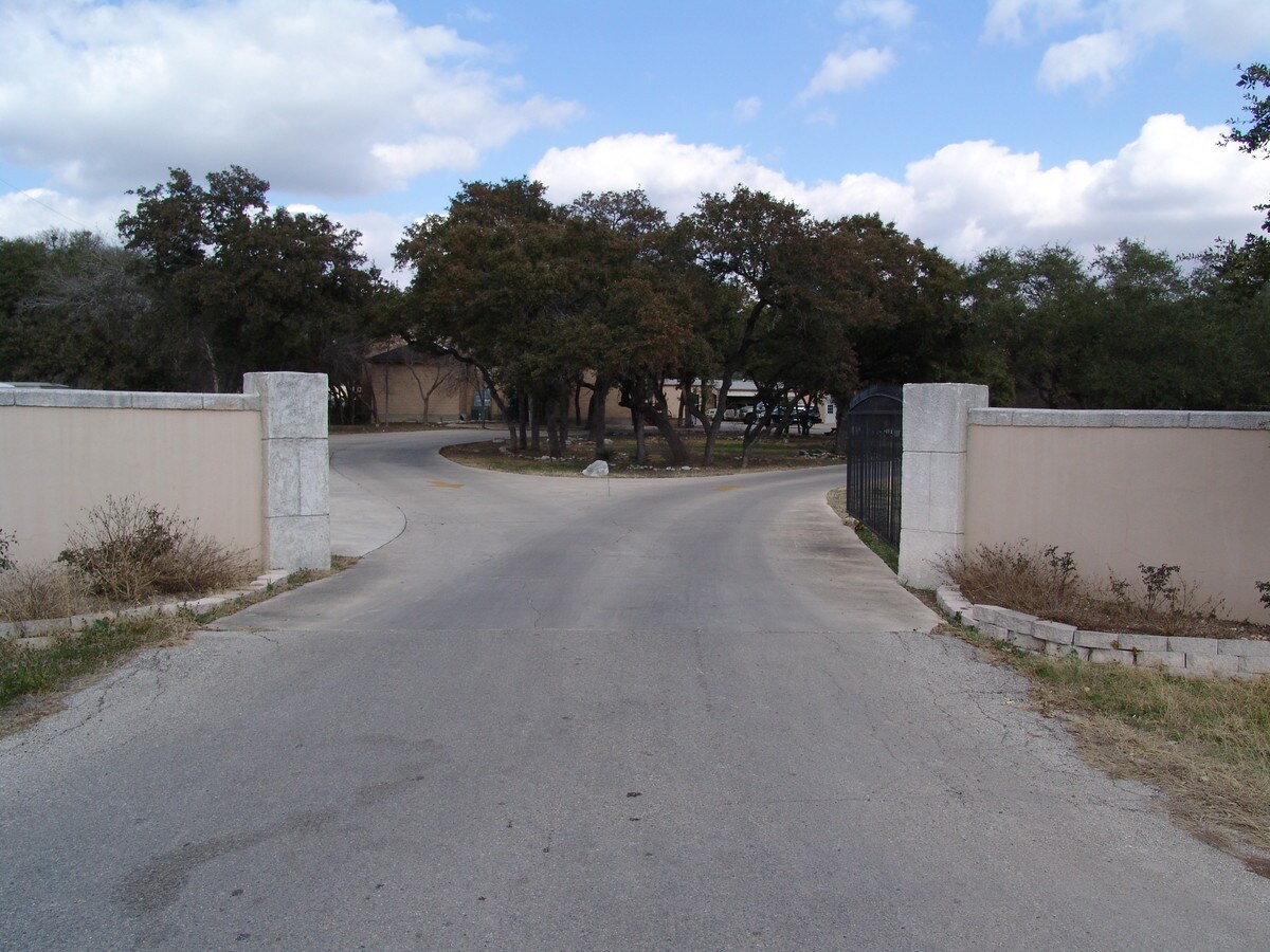 16148 Bandera Rd, Helotes, TX 78023 - Office for Lease | LoopNet