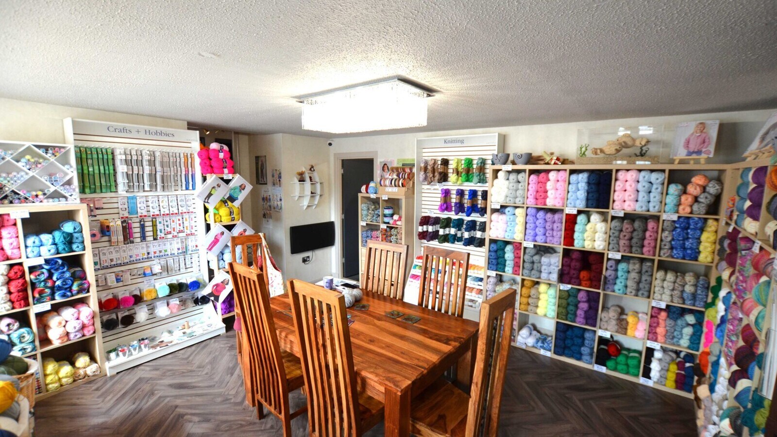 7-8 Market Pl, Jedburgh, TD8 6AP | LoopNet