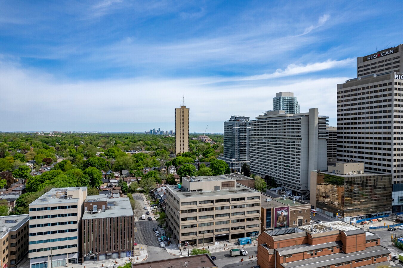 90 Eglinton Ave W, Toronto, ON M4R 1A3 | LoopNet