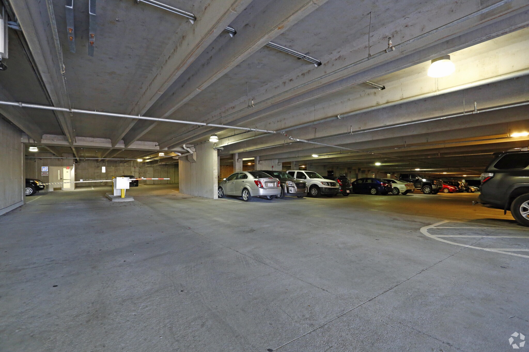 900 E Six Forks Rd, Raleigh, NC 27604 - Infinity Six Forks | LoopNet