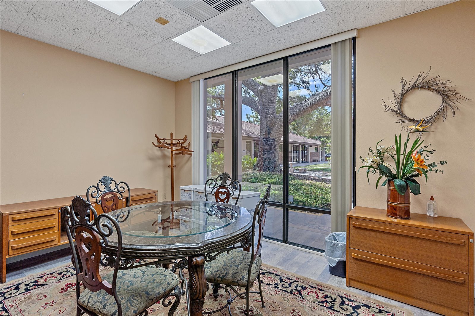 3920 Bee Ridge Rd, Sarasota, FL 34233 - Building E | LoopNet